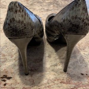 Pelle Moda | Shoes | Womens Pelle Moda Heels | Poshmark